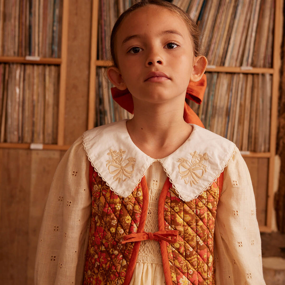 Apolina – Junior Edition