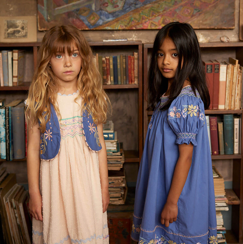 Apolina – Junior Edition