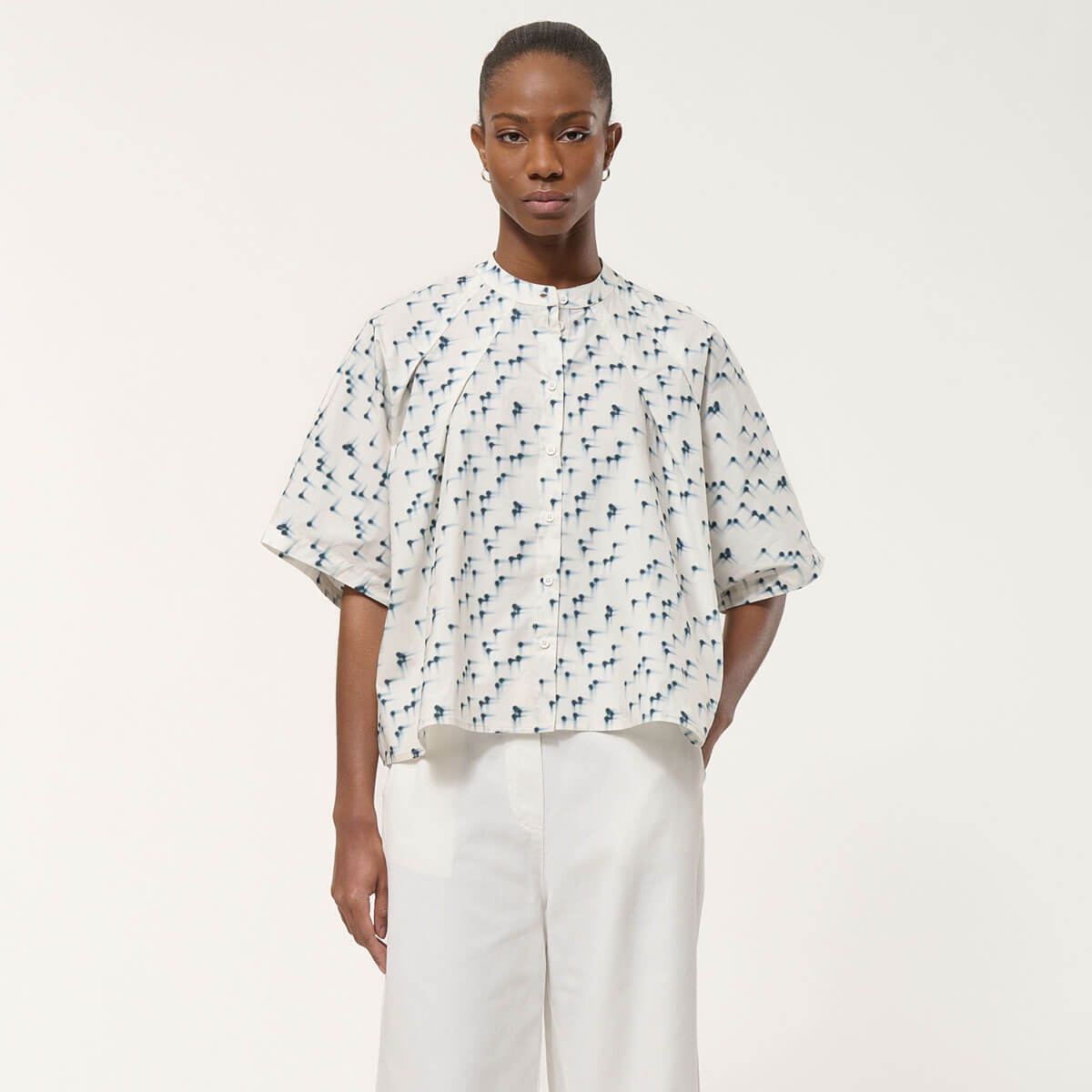 Juno Shirt in Marine / Off White by Humility – Junior Edition