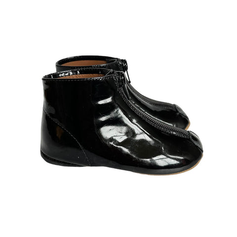 Shoes – Junior Edition