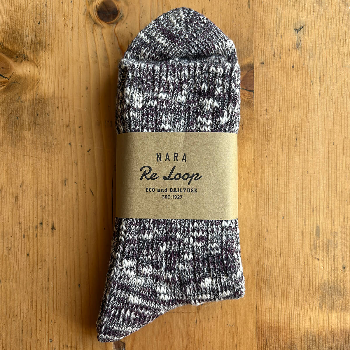 Nara Re Loop Men's Socks in Blackcurrant by Souki Japan – Junior Edition